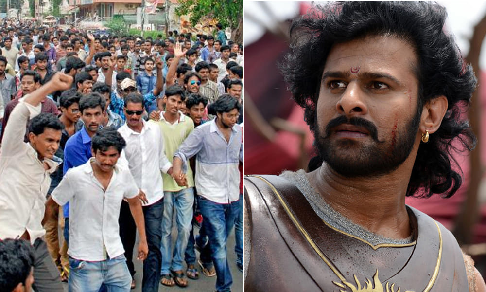 Prabhas Spends Time With Fans At Home - जब 'बाहुबली' प्रभास के घर पहुंच ...