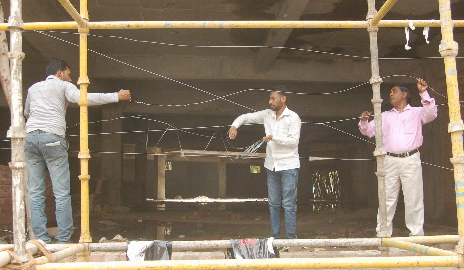 Ex Mla Pradeep Batra Complex Seal. - बागी होते ही खफा हुए 'सरकार ...