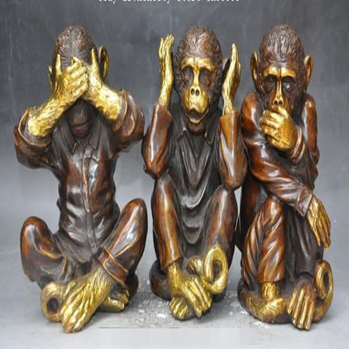 Gandhi's 3 Monkey Reality - गांधी जी के नहीं हैं तीन बंदर, जानिए कहां ...