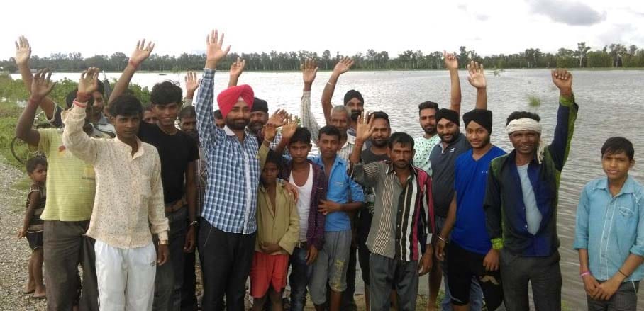 Farmers Demonstrate Against Pwd - किसानों ने पीडब्ल्यूडी के खिलाफ किया ...