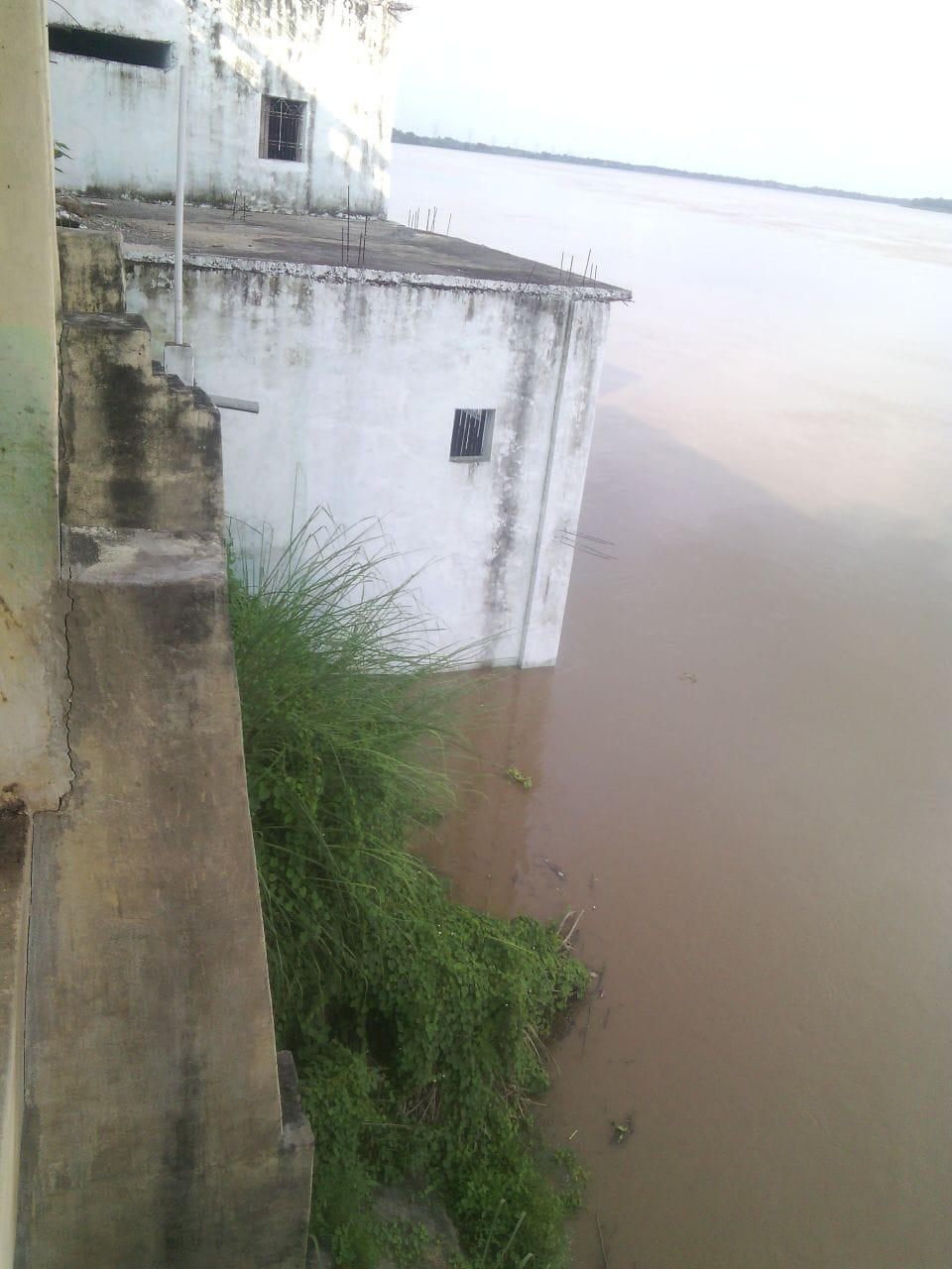 Cecua-bhurra Intersection In The Village Of Uri Sleep - छेछुआ-भुर्रा ...