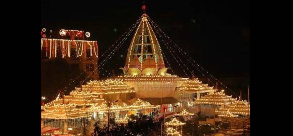 All About Jhandewalan Temple, Delhi - भक्त के सपने में आकर मां दुर्गा ...