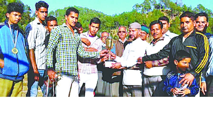 Khategaon Volleyball Team Won The Final - खातीगांव की टीम ने जीता ...