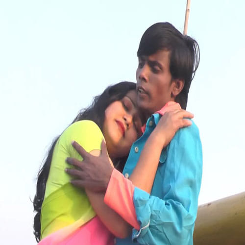 Bangladesh Actor Hero Alom Is Internet's Latest Sensation - चना बेचने ...
