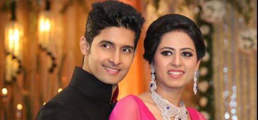 Tv Actor Ravi Dubey Share A Private Photo With Wife Sargun - इस एक्टर ने पत्नी की मर्जी के बिना ...