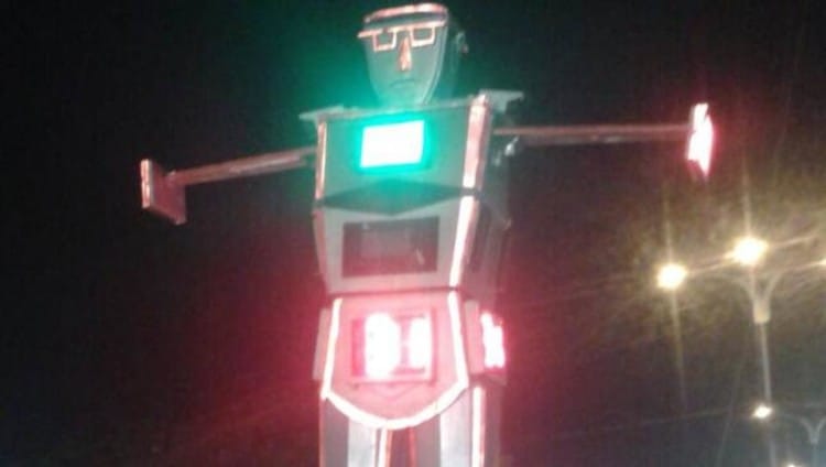 Indore India First City To Use Robot To Control Unruly Traffic - भारत ...