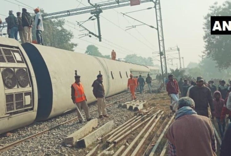Pictures: Train Accident In Bihar, 7 People Dead - तस्वीरें: ट्रेन में ...
