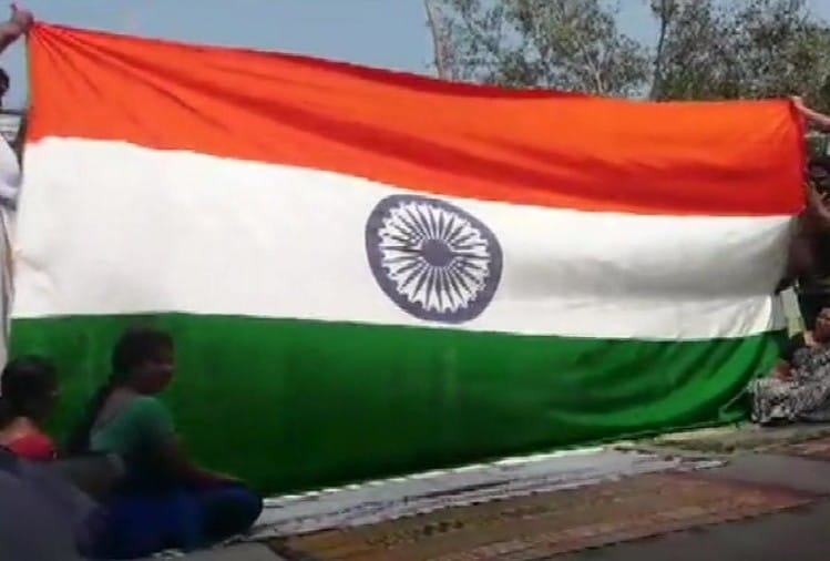 Handloom Weaver From Andhra Pradesh Has Designed A Fully Handwoven ...