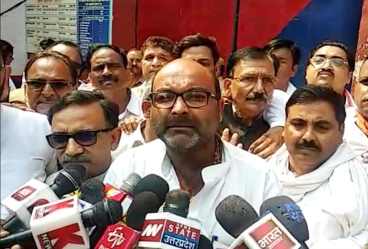 Congress Up Chief Ajay Kumar Slams Bjp Government In Agra - जेल में बंद ...