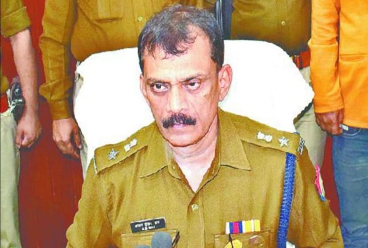 Mainpuri Sp Ajay Shankar Rai Transferred Due To Negligence Of School ...