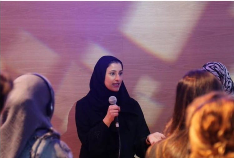 Sarah Al Amiri Woman Scientist In Charge Of Leading Uae Mission To Mars ...