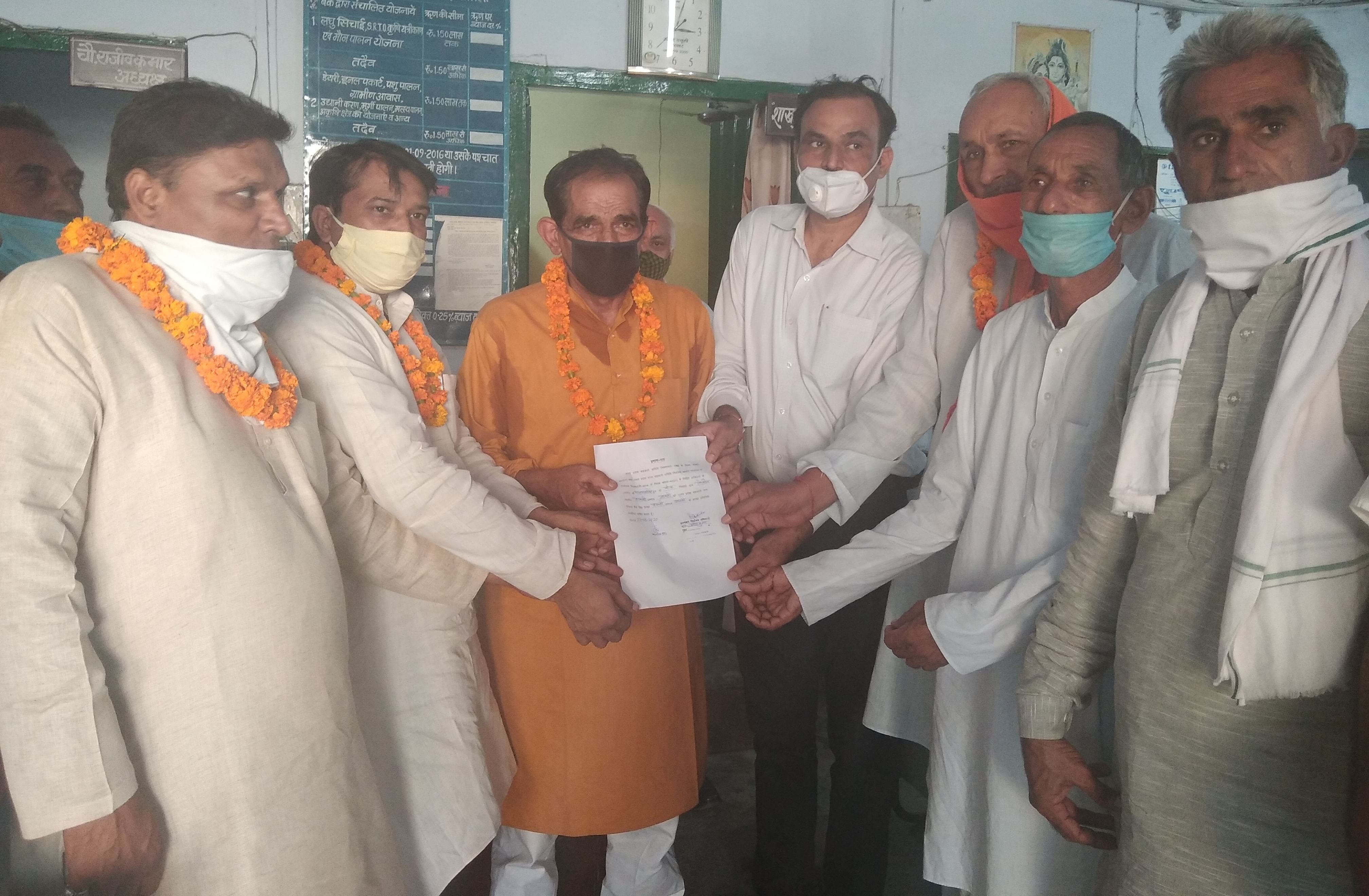 शामली में राजपाल, झिंझाना में राजीव निर्विरोध चुने गए - Rajpal In ...