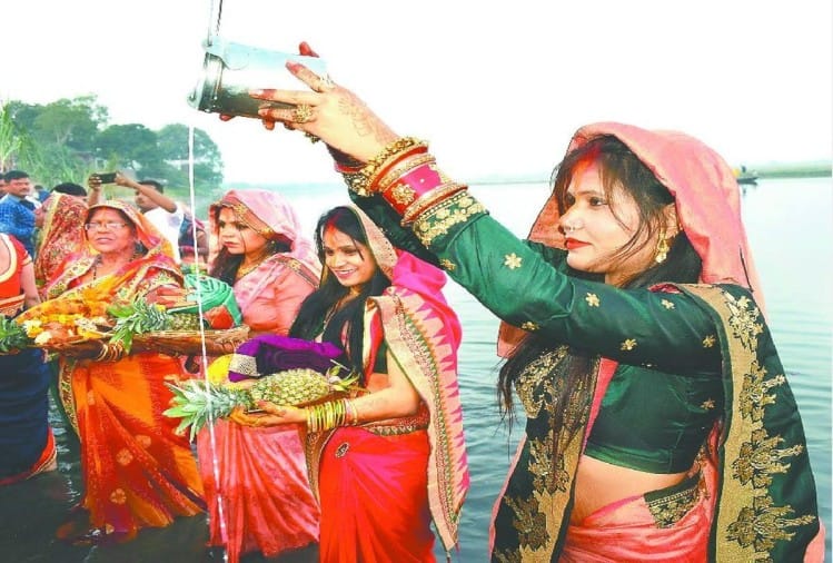 Chhath Puja 2021 Chhathi Maiya History And Surya Puja Significance ...