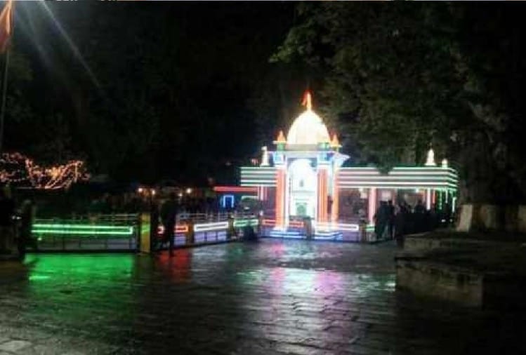 Kheer Bhawani Mata Temple In Kashmir Tulmul Ravans Kuldevi From Lanka ...