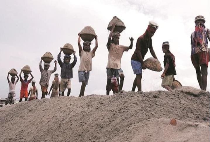 Satish Upadhyay Majdoor Diwas Poem Hey Majdooron Tumhe Naman - हे ...