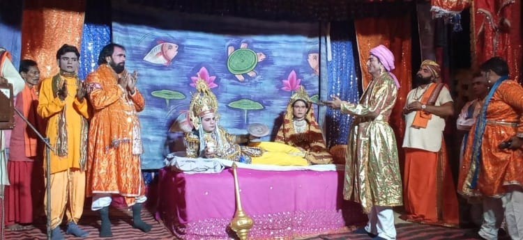 138 Years Ago, The Ramlila Of Guwara Taibpur Was Lit By Torching - 138 ...