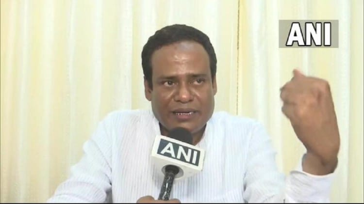 Aiudf विधायक करीम उद्दीन का दावा : असम में 2026 या 2031 में हमारी सरकार बनेगी, मौलाना अजमल नहीं ...