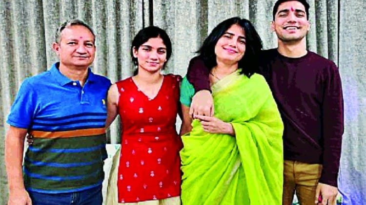 Upsc Result 2021:शाश्वत सांगवान ने यूपीएससी में हासिल की 34वीं रैंक ...