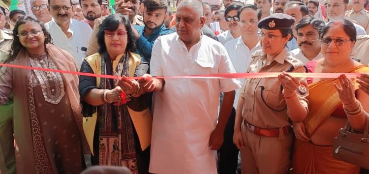 Kanpur Dehat: Mp And Minister Of State Inaugurated Raniya Police ...