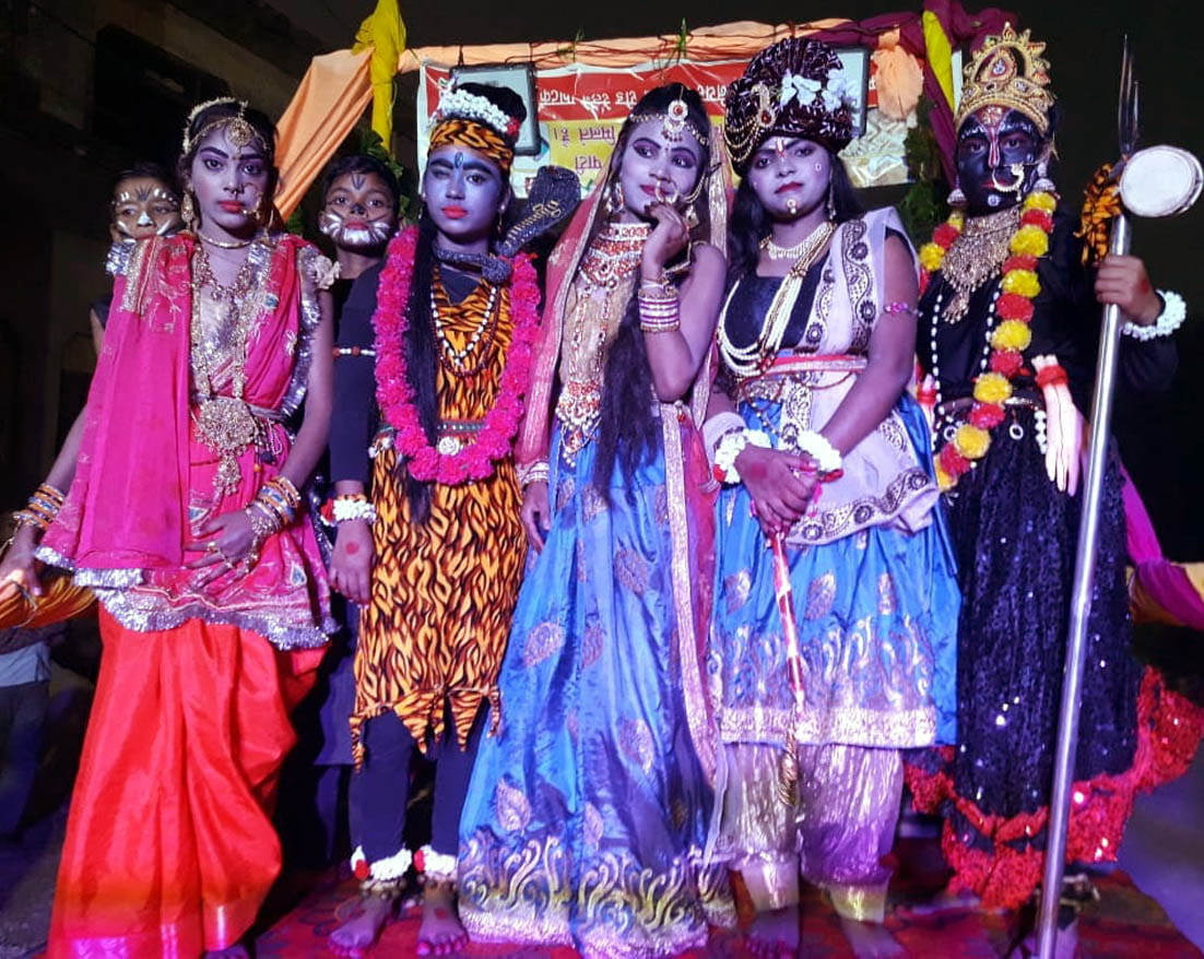 Procession Of Lord Govardhan Taken Out With Pomp - Baghpat News ...