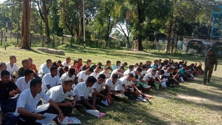 Assam:सेना ने असम पुलिस के कमांडो को शुरू किया प्रशिक्षण देना - Assam ...