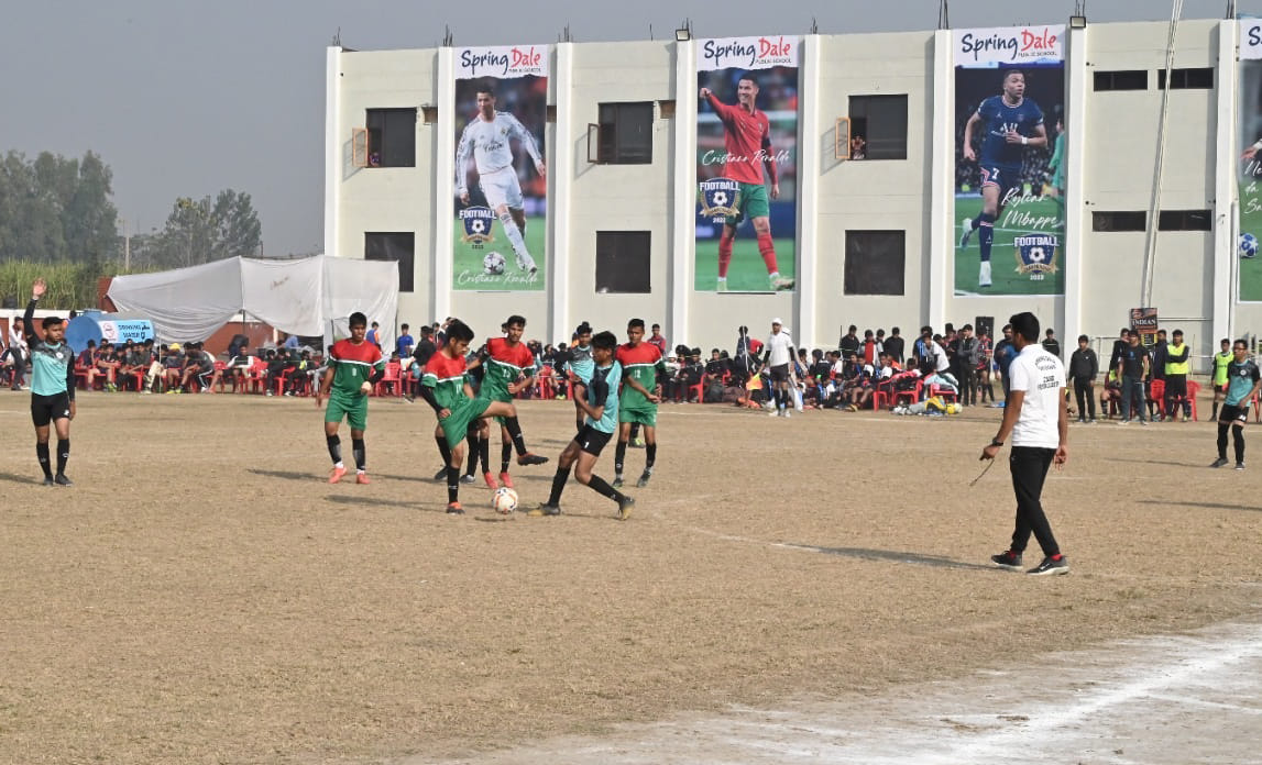 Eight Teams Enter Quarterfinals Of Cbse Cluster Football Championship ...