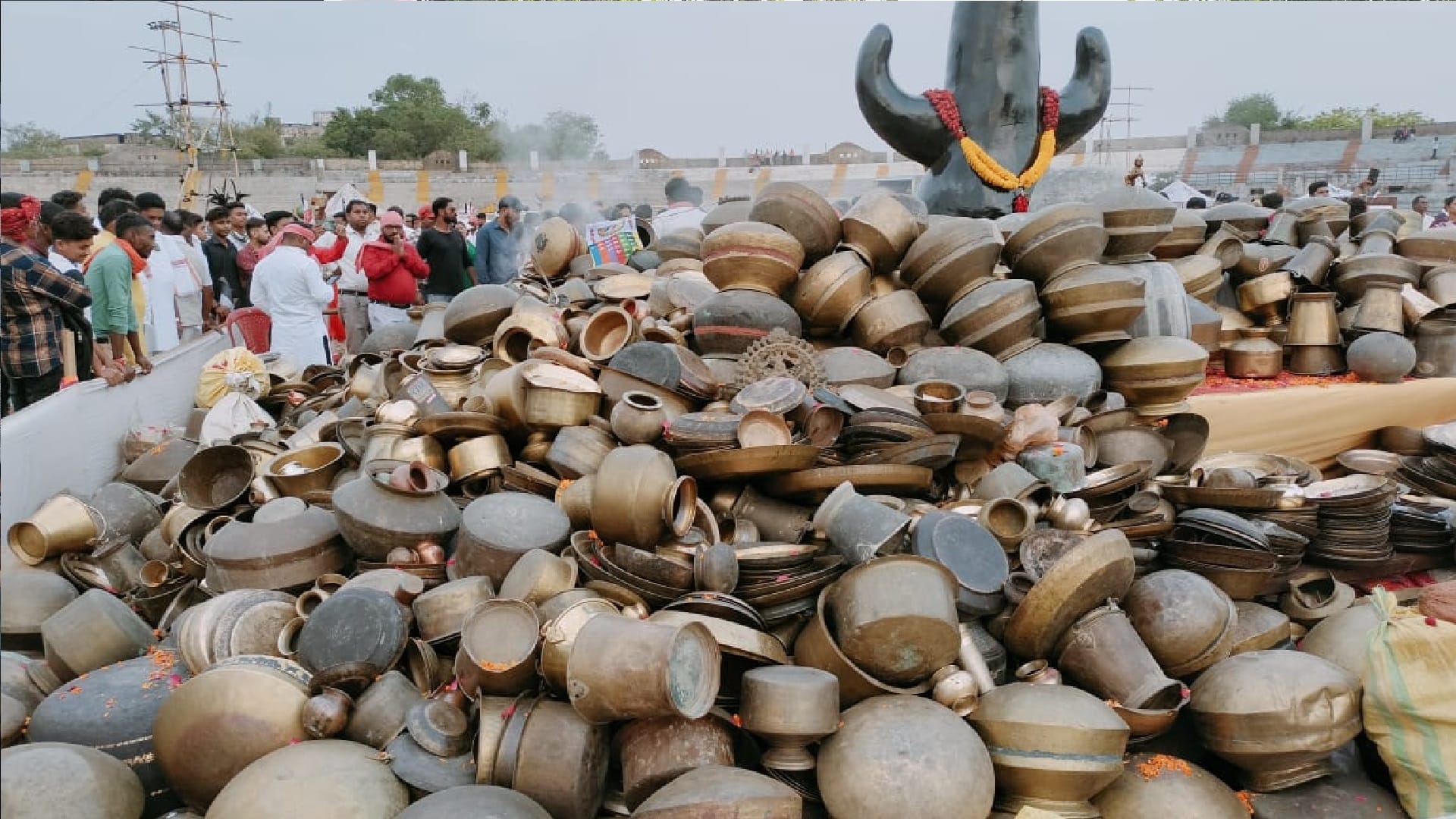Chhattisgarhia Kranti Sena Will Set Up 71 Feet Tall Statue Of Budhadev ...