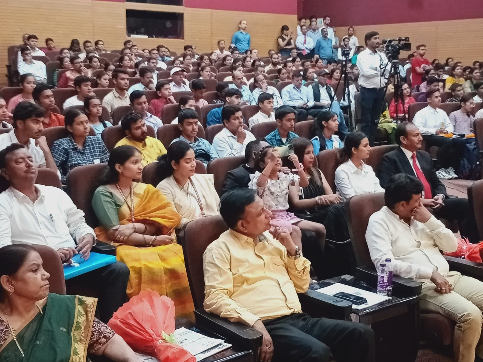 Amar Ujala Medhavi Samman Samaroh Dehradun Uttarakhand Board Toppers ...