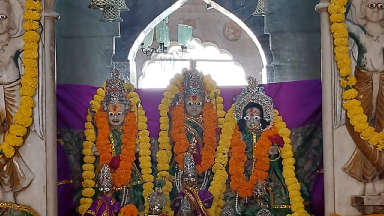 Bareilly Tulsi Math Saints Used To Worship Ramlala In Ayodhya - Amar ...