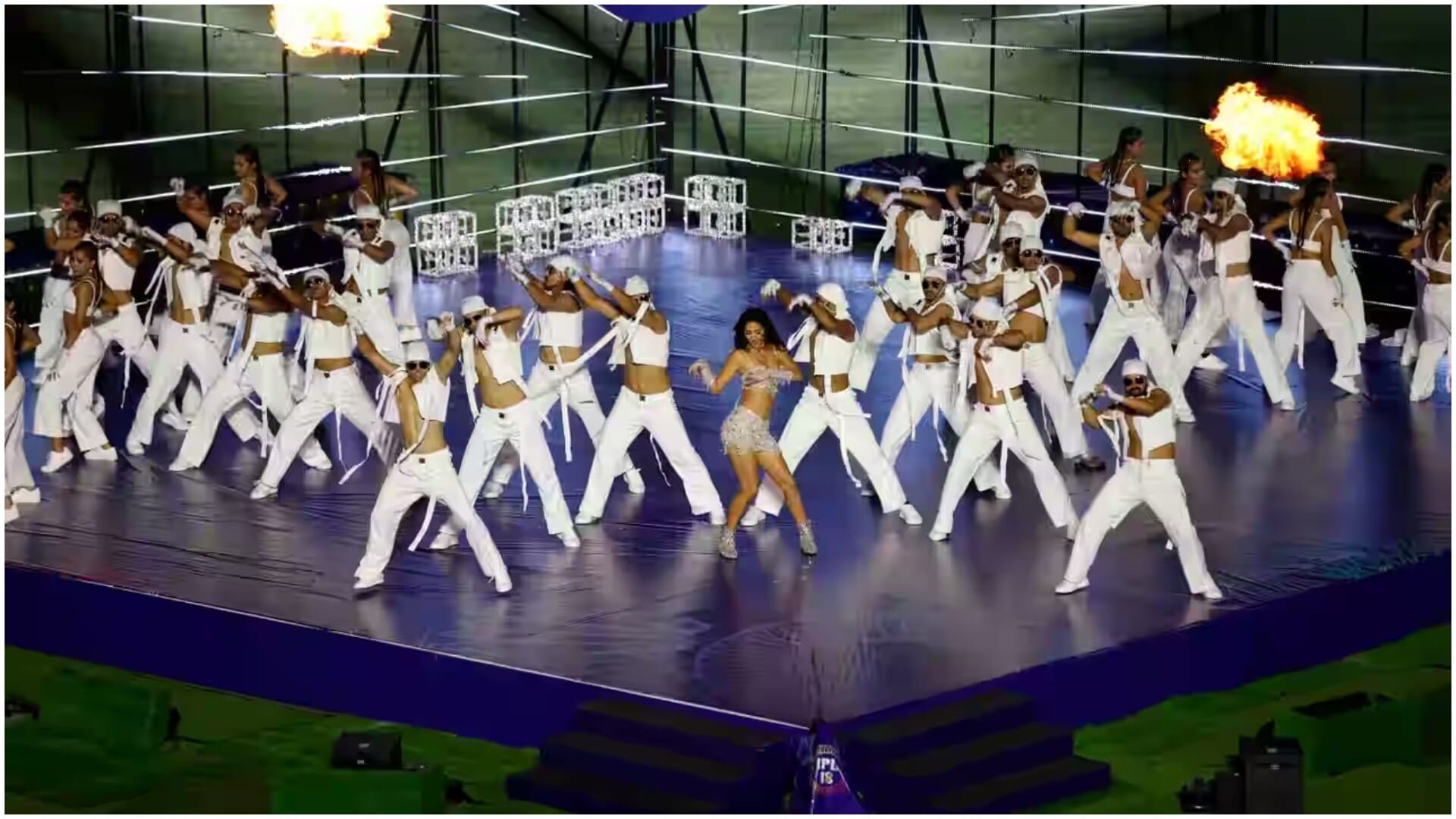 Disha Patani Ipl 2025 Opening Ceremony Dance Performance Photos Kkr Vs ...