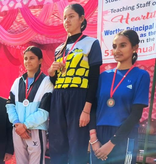 Abhishek And Manju Top In Sprint Race - Solan News - Solan News:फर्राटा ...