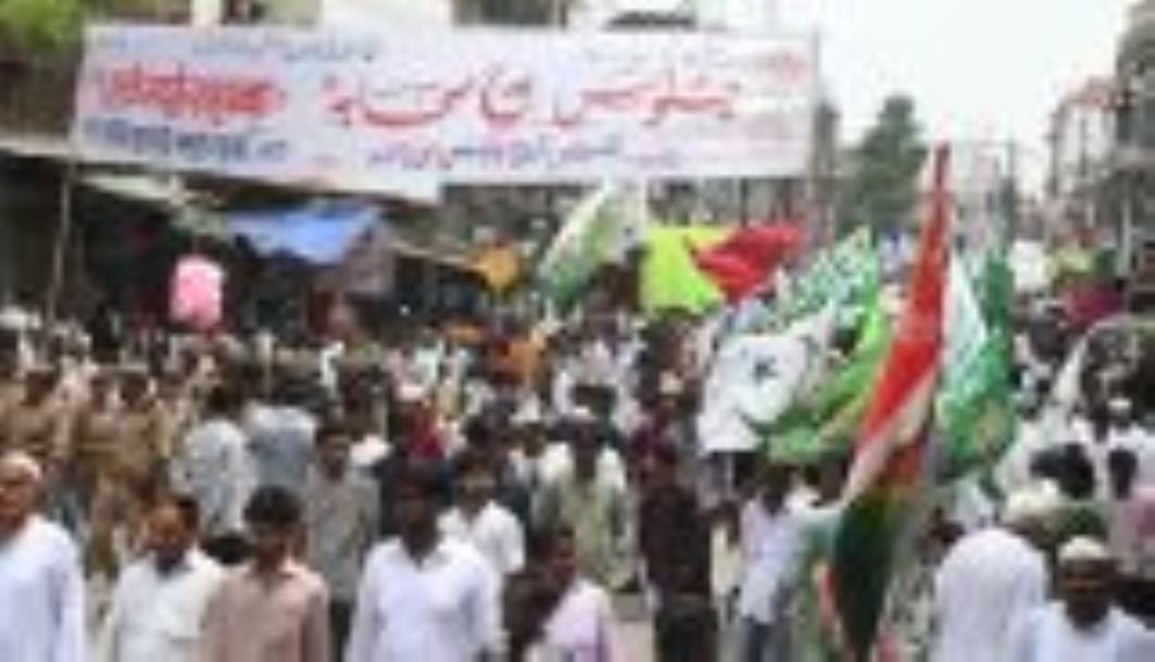 Procession Of Madhe Sahaba Taken Out With Devotion - Noida News - Noida ...