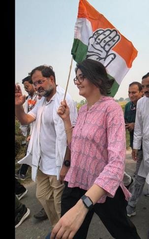 Kudrat Came To Support Father Brijendra Singh In Sadbhav Yatra ...