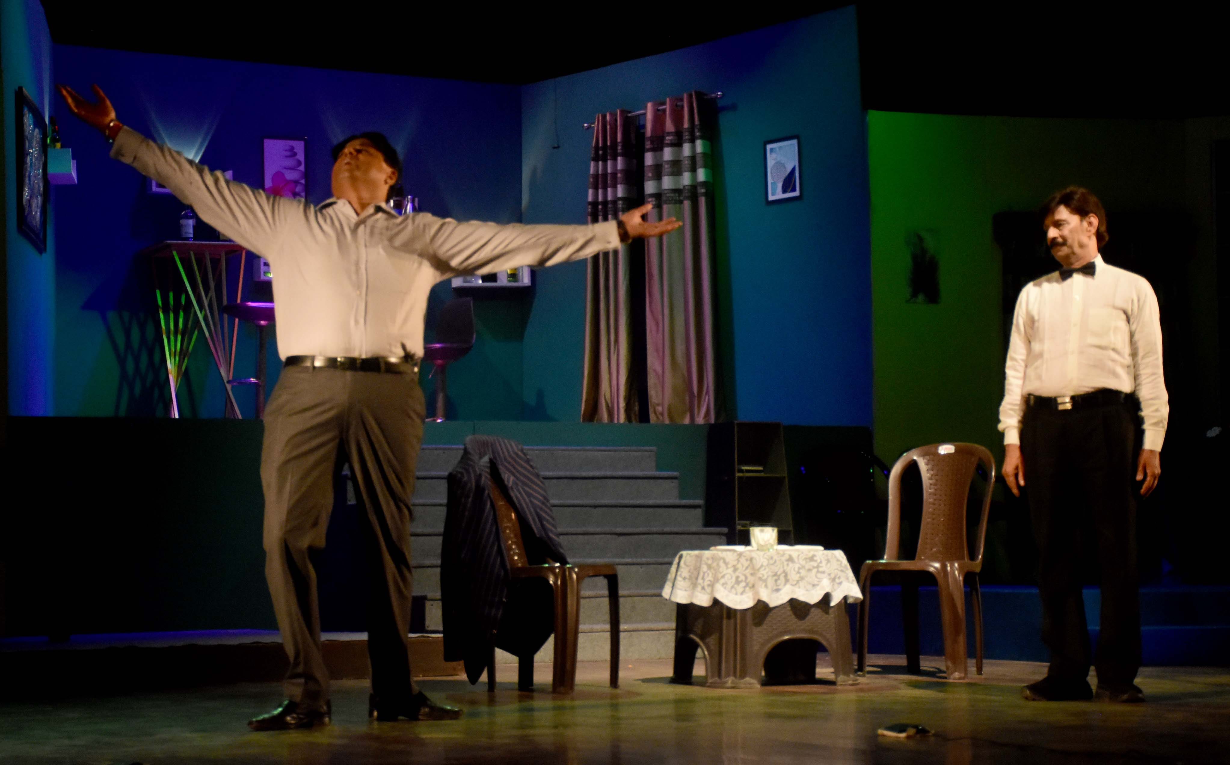 Peals Of Laughter Echoed During The Play - Lucknow News - Lucknow News ...