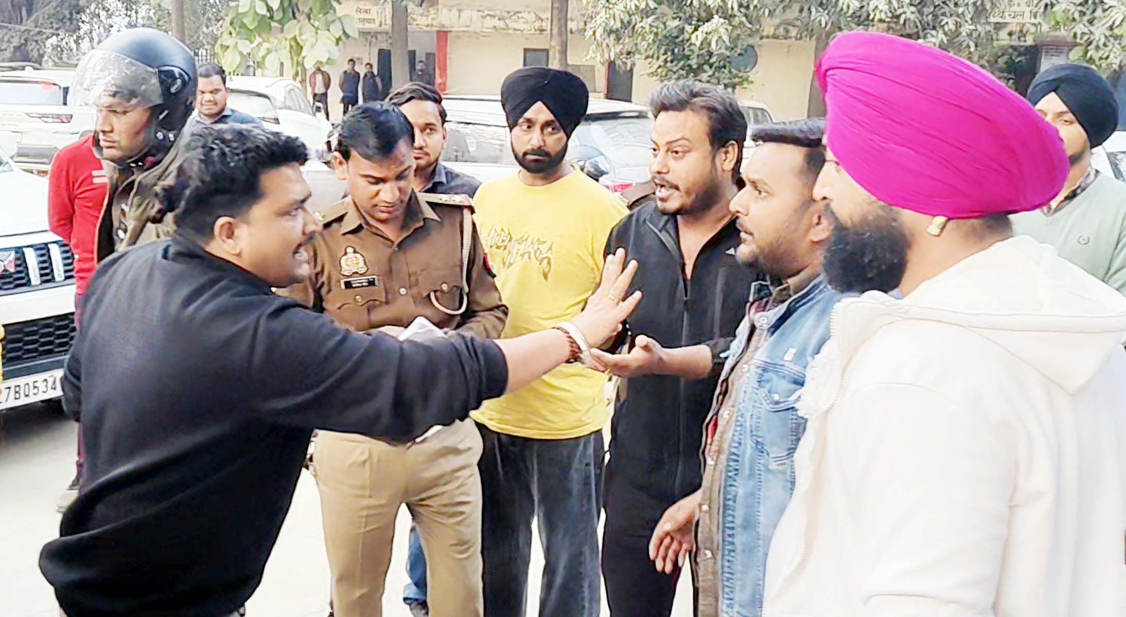 Two Groups Of Meter Readers Clashed At The Puwaiyan Power Substation, Leading To A Scuffle ...