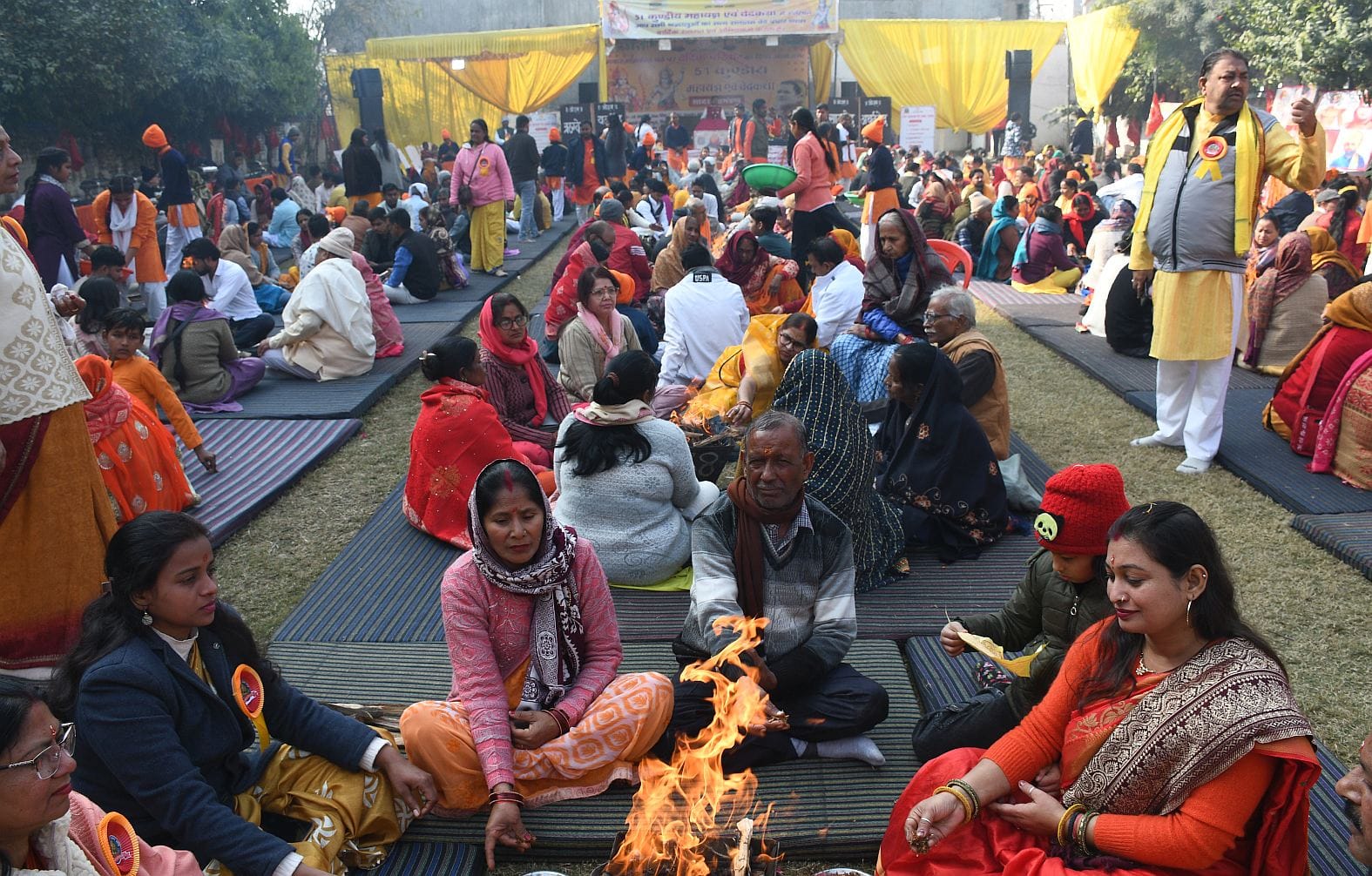 1.51 Lakh Offerings Were Made In The 51 Kundiya Yagna - Lucknow News ...