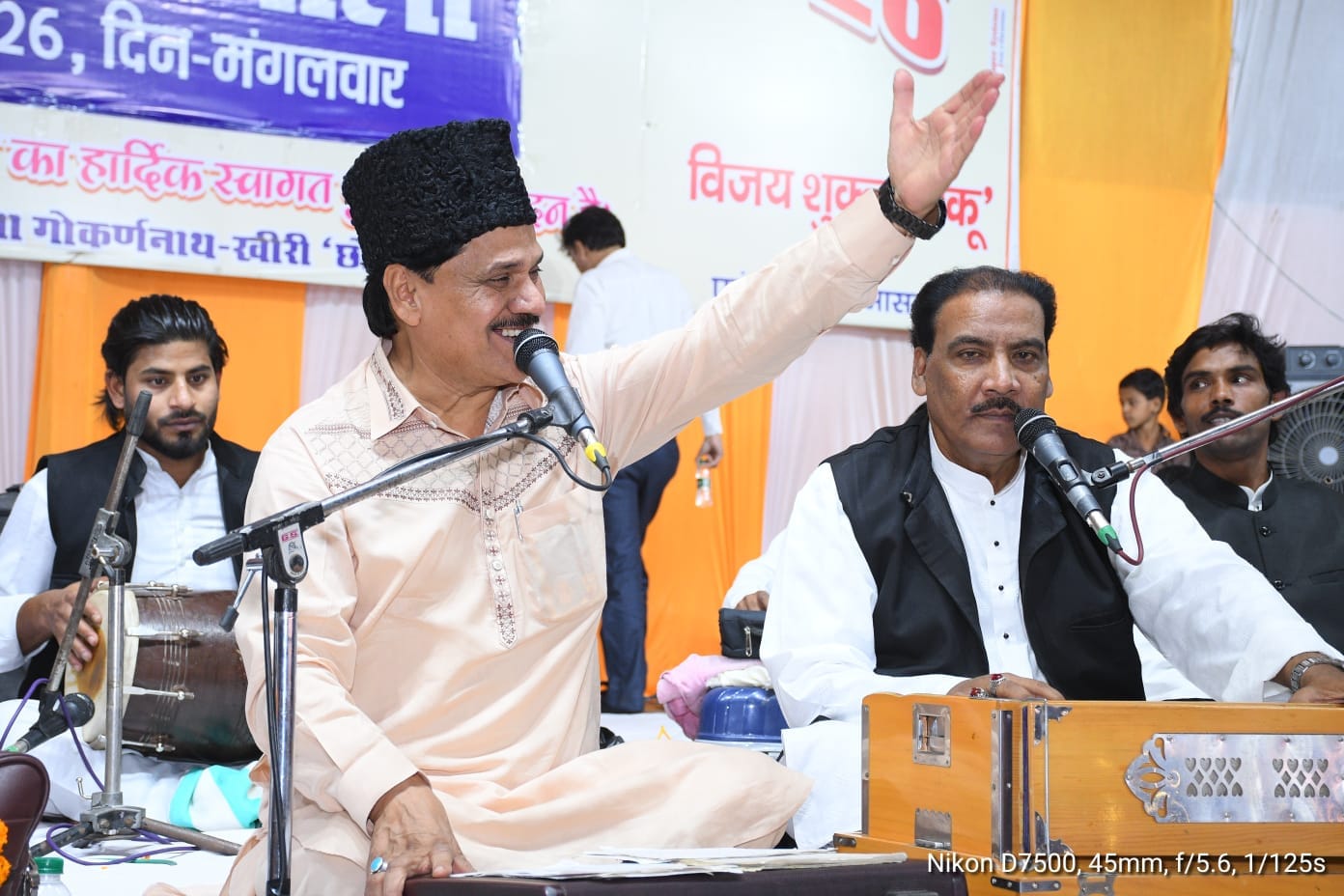 Tina Parveen And Tasleem Arif's Qawwali Stole Hearts - Lakhimpur Kheri ...