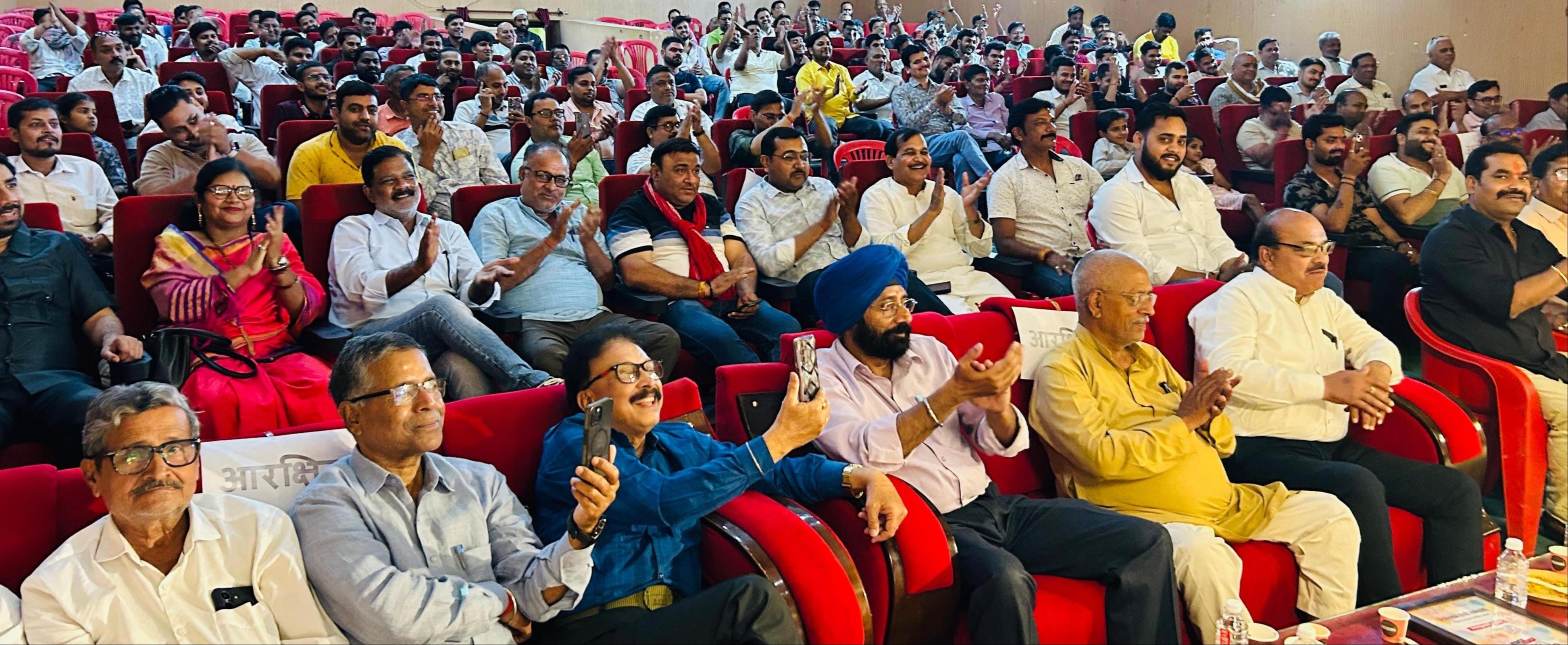 Amar Ujala Poetry Cafe In Gonda - Gonda News - Gonda News:जम के पढ़ना ...