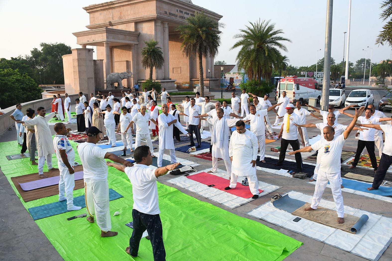 Yoga Awareness Campaign Started With Blowing Of Conch Shell - Lucknow ...