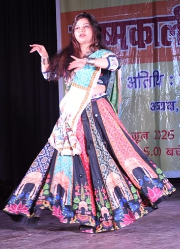 The Children Enthralled The Audience With Their Drama And Dance ...