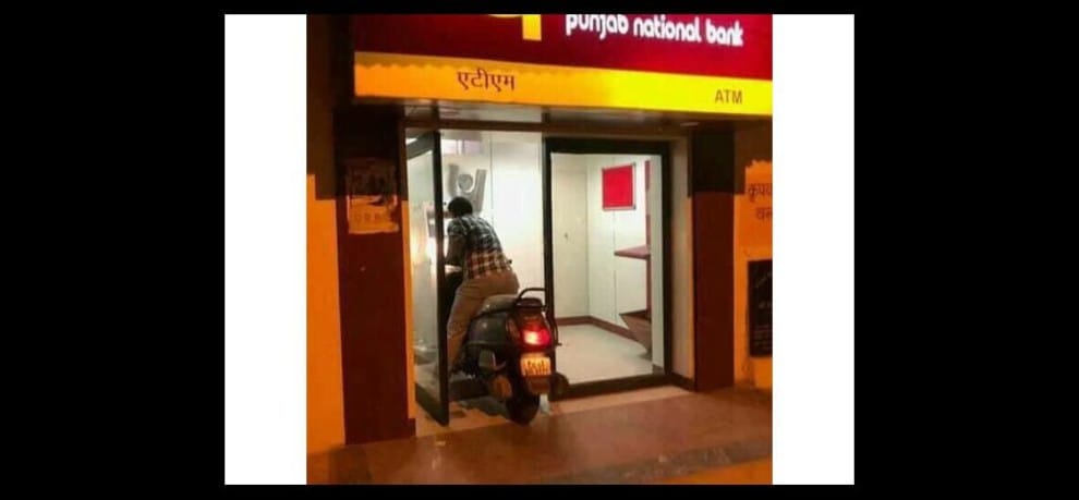 Spontaneous Funny Photos Captures In Camera Viral On Social Platforms ...