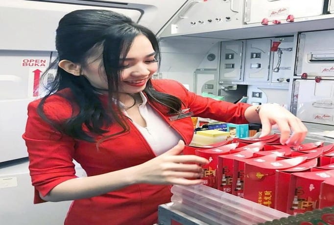 Most Beautiful Flight Attendant Of Airasia Airlines Mabel Goo Photos ...