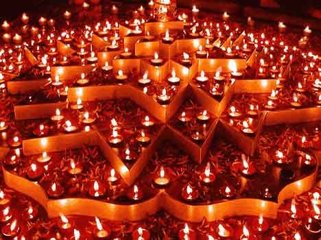 Importance Of Deepdan In Shastra Puran - जलते हुए दीपक को बुझाने की सजा ...